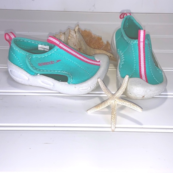 Speedo | Shoes | Speedo Seafoam Green Swim Beach Surf Shoes Size Small ...